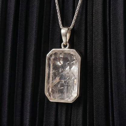 Marique French Vintage Necklace - Gold Natural Stone – Voisson